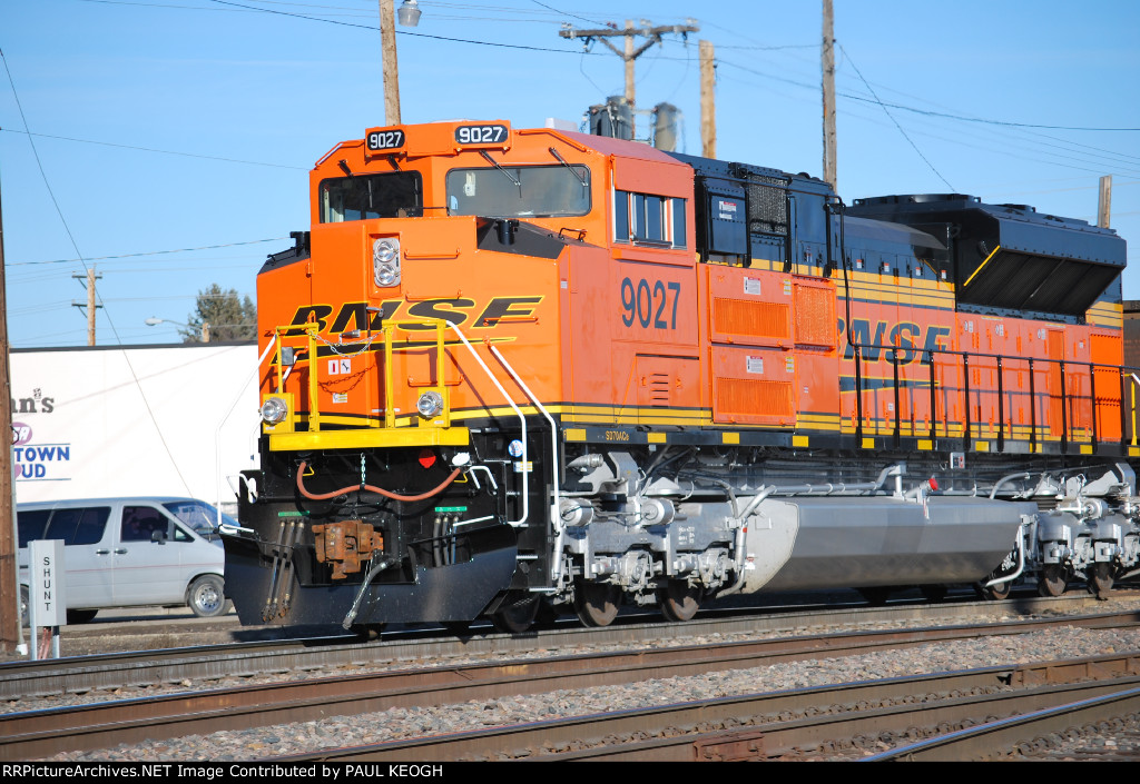 BNSF 9027 Heads eastbound in this close in shot towards BNSF Glendive, MT.